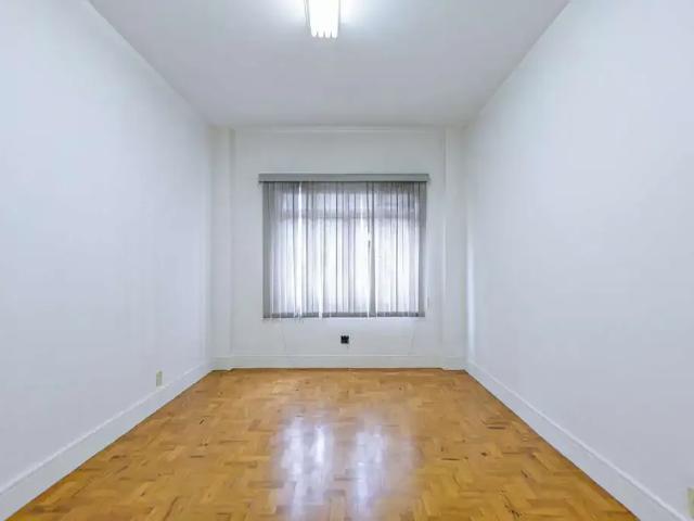 Conj. Comercial / Sala para Locação em São Paulo/SP Liberdade