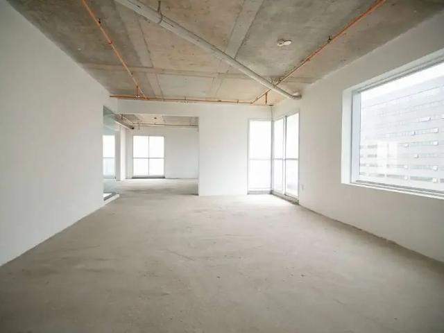 Conj. Comercial / Sala para Locação em São Paulo/SP Liberdade