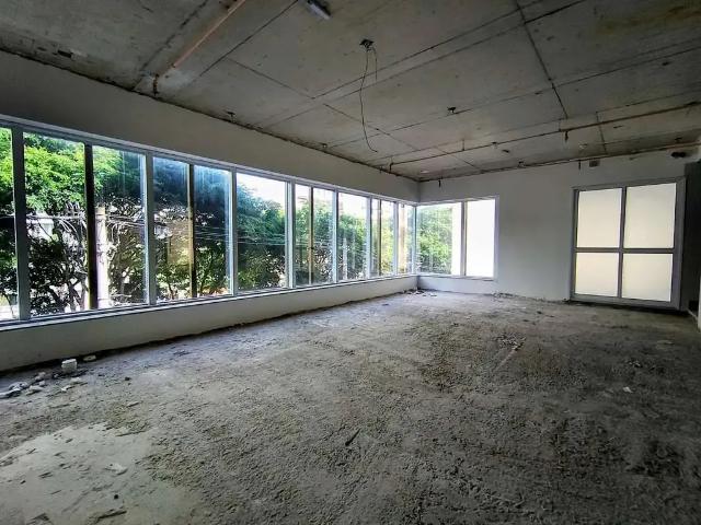 Conj. Comercial / Sala para Locação em São Paulo/SP Liberdade