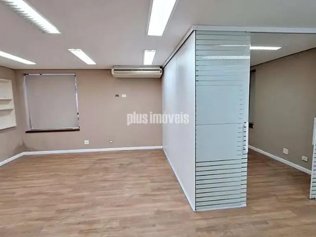 Conj. Comercial / Sala para Locação em São Paulo/SP Panamby