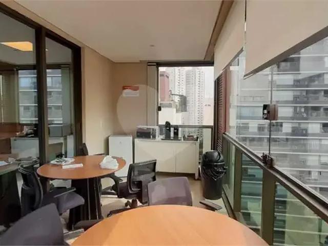 Conj. Comercial / Sala para Locação em São Paulo/SP Paraíso