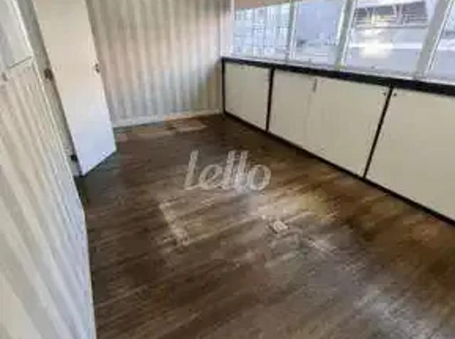 Conj. Comercial / Sala para Locação em São Paulo/SP Paraíso