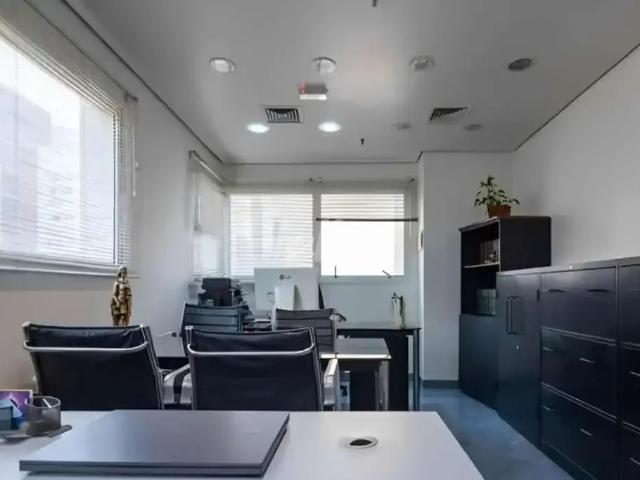 Conj. Comercial / Sala para Locação em São Paulo/SP Paraíso