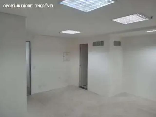 Conj. Comercial / Sala para Locação em São Paulo/SP Paraíso
