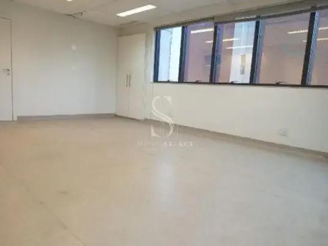 Conj. Comercial / Sala para Locação em São Paulo/SP Paraíso