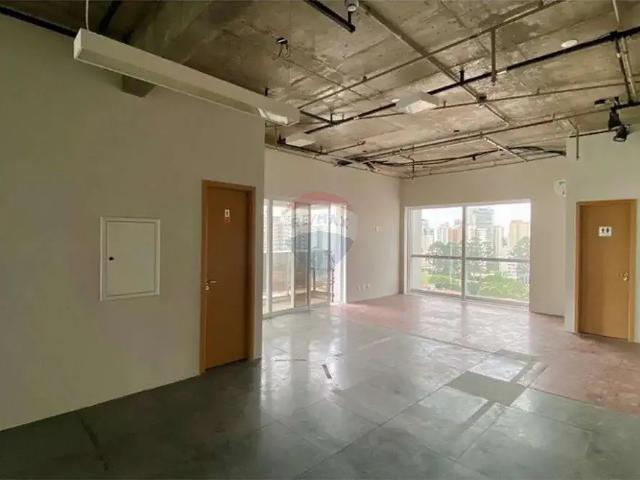Conj. Comercial / Sala para Locação em São Paulo/SP Paraíso