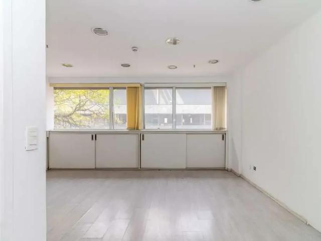 Conj. Comercial / Sala para Locação em São Paulo/SP Paraíso