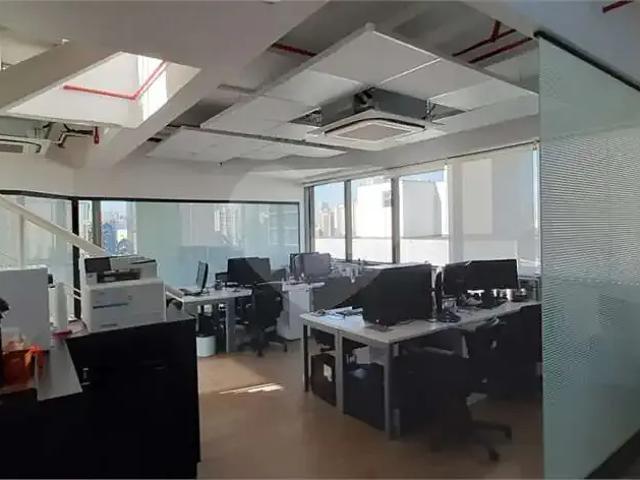 Conj. Comercial / Sala para Locação em São Paulo/SP Paraíso