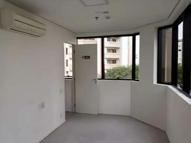 Conj. Comercial / Sala para Locação em São Paulo/SP Paraíso