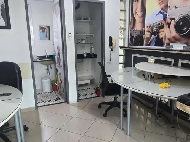 Conj. Comercial / Sala para Locação em São Paulo/SP Quarta Parada