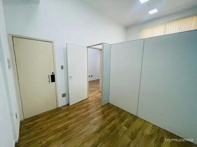 Conj. Comercial / Sala para Locação em São Paulo/SP Quarta Parada