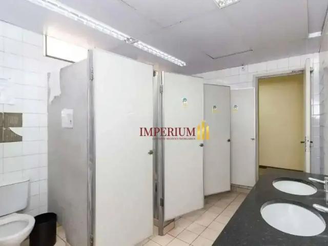 Conj. Comercial / Sala para Locação em São Paulo/SP República