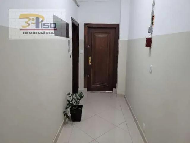 Conj. Comercial / Sala para Locação em São Paulo/SP República