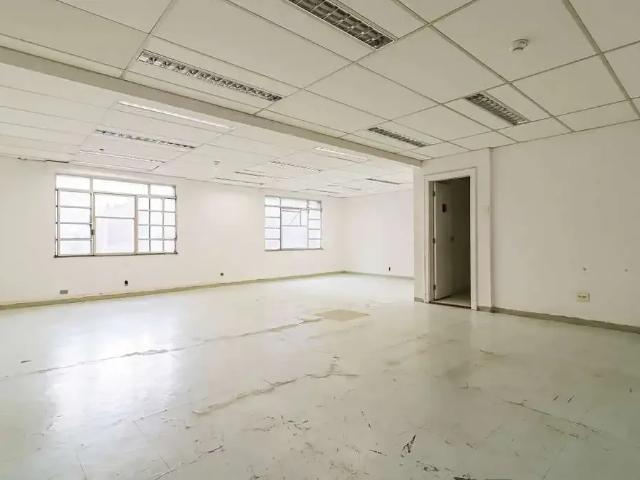 Conj. Comercial / Sala para Locação em São Paulo/SP República