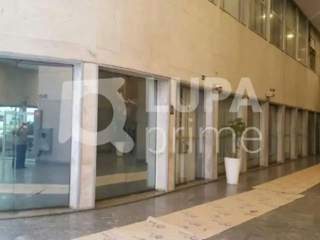 Conj. Comercial / Sala para Locação em São Paulo/SP República