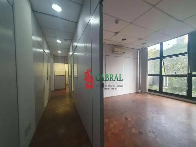 Conj. Comercial / Sala para Locação em São Paulo/SP República