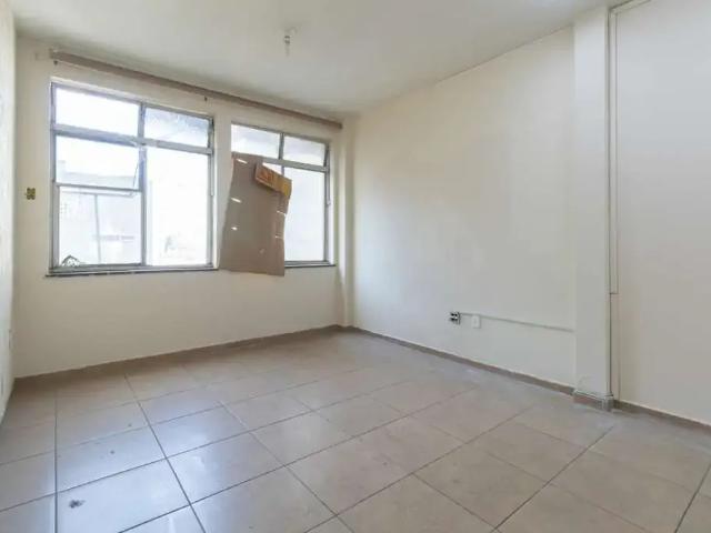 Conj. Comercial / Sala para Locação em São Paulo/SP República