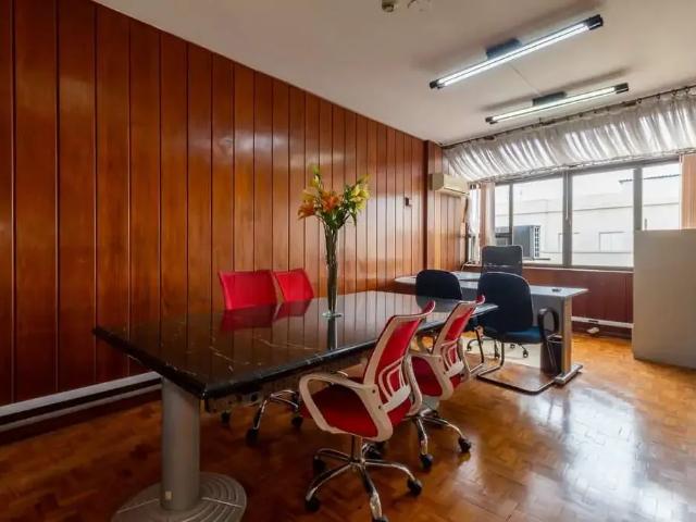 Conj. Comercial / Sala para Locação em São Paulo/SP República