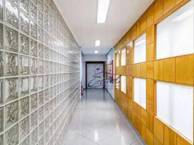 Conj. Comercial / Sala para Locação em São Paulo/SP República