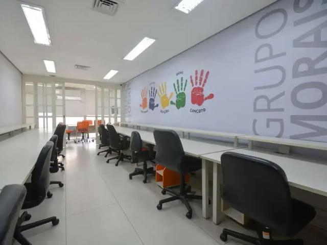 Conj. Comercial / Sala para Locação em São Paulo/SP República