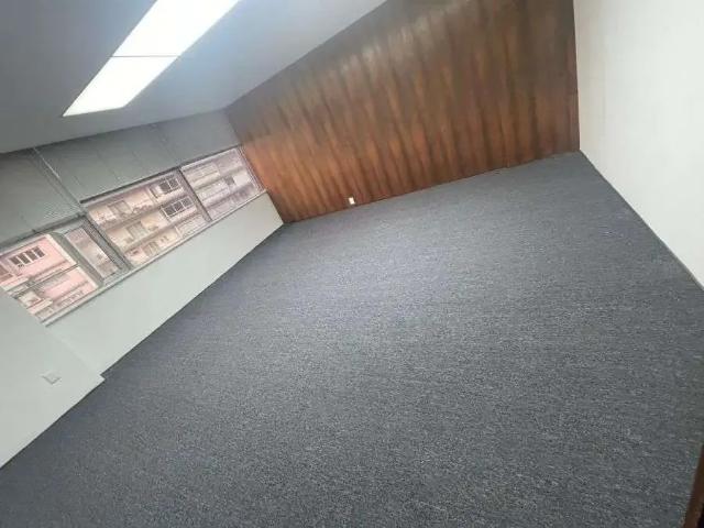 Conj. Comercial / Sala para Locação em São Paulo/SP República