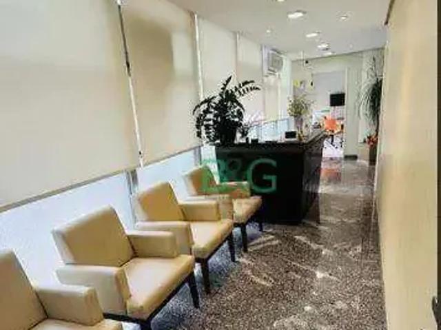 Conj. Comercial / Sala para Locação em São Paulo/SP República