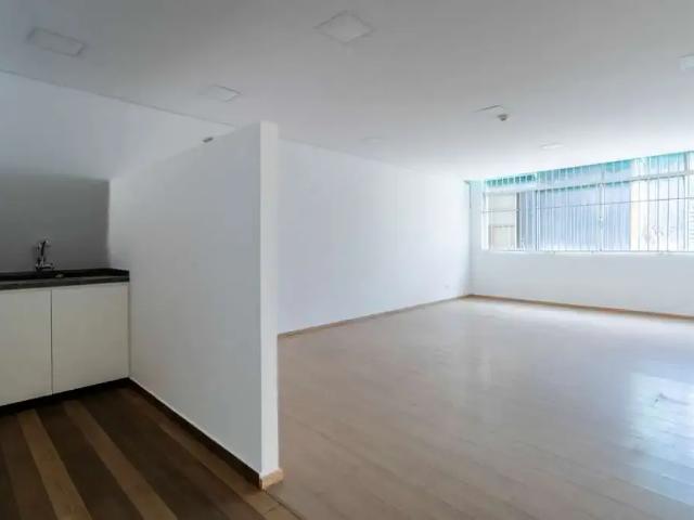 Conj. Comercial / Sala para Locação em São Paulo/SP República