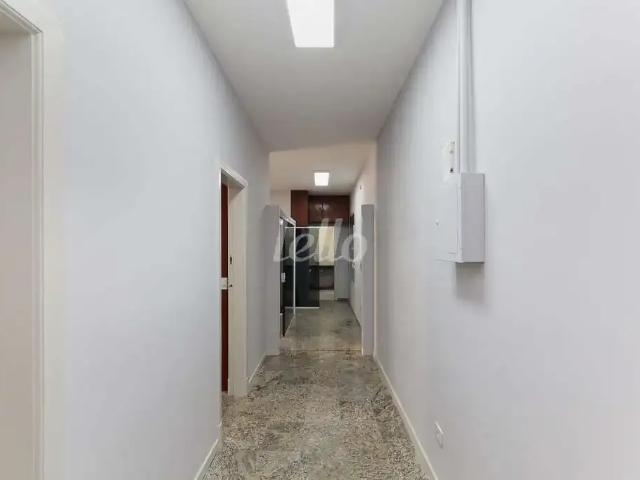 Conj. Comercial / Sala para Locação em São Paulo/SP República