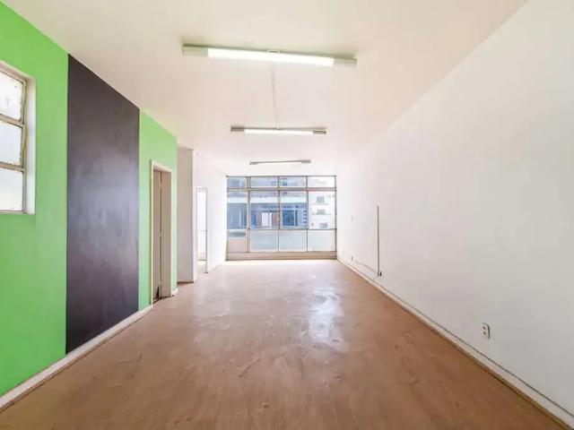 Conj. Comercial / Sala para Locação em São Paulo/SP República