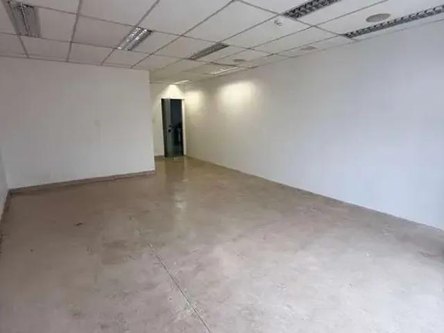 Conj. Comercial / Sala para Locação em São Paulo/SP República