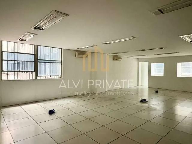 Conj. Comercial / Sala para Locação em São Paulo/SP República