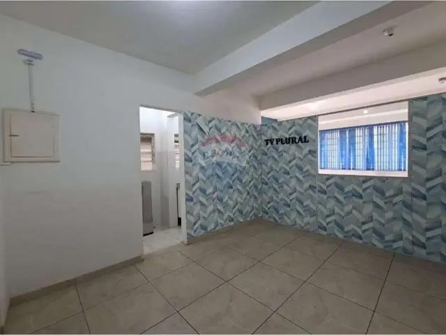 Conj. Comercial / Sala para Locação em São Paulo/SP República