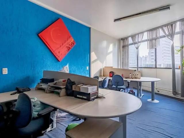 Conj. Comercial / Sala para Locação em São Paulo/SP República
