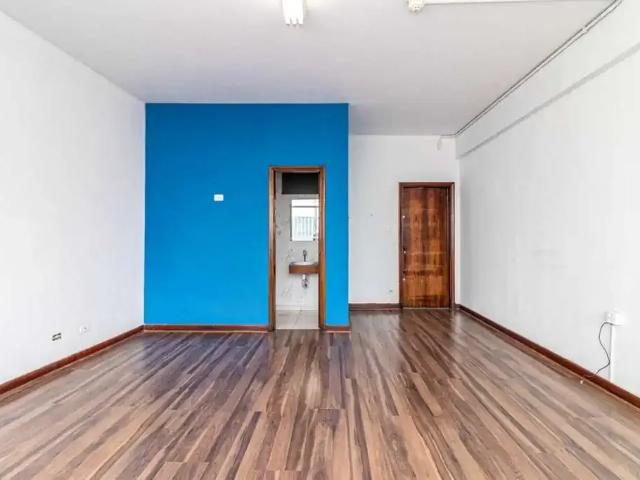 Conj. Comercial / Sala para Locação em São Paulo/SP República
