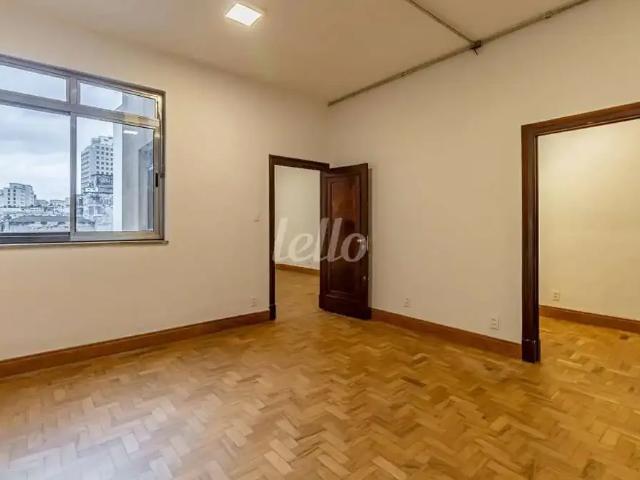 Conj. Comercial / Sala para Locação em São Paulo/SP República