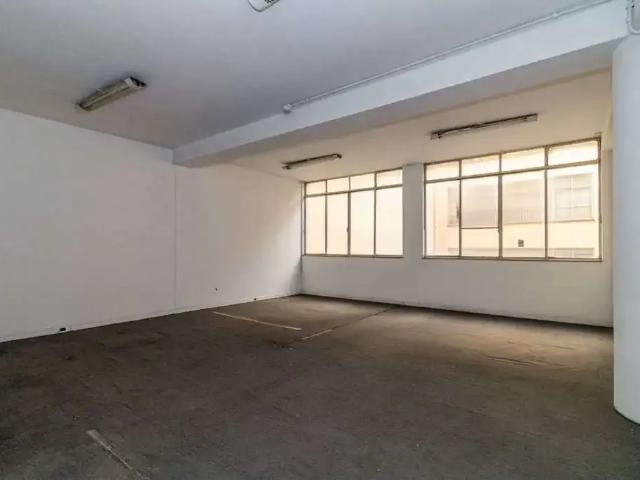 Conj. Comercial / Sala para Locação em São Paulo/SP República