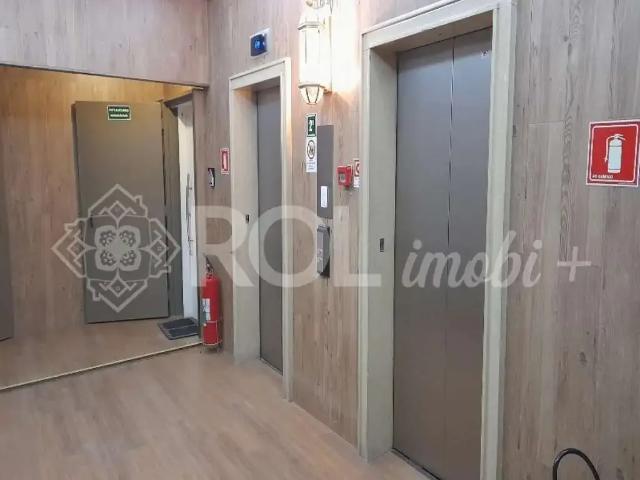 Conj. Comercial / Sala para Locação em São Paulo/SP República