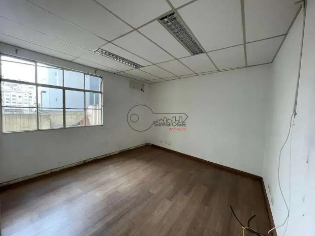 Conj. Comercial / Sala para Locação em São Paulo/SP República