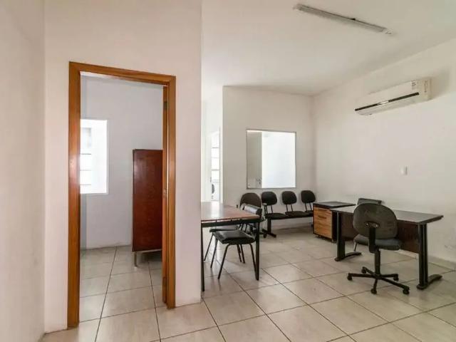 Conj. Comercial / Sala para Locação em São Paulo/SP República