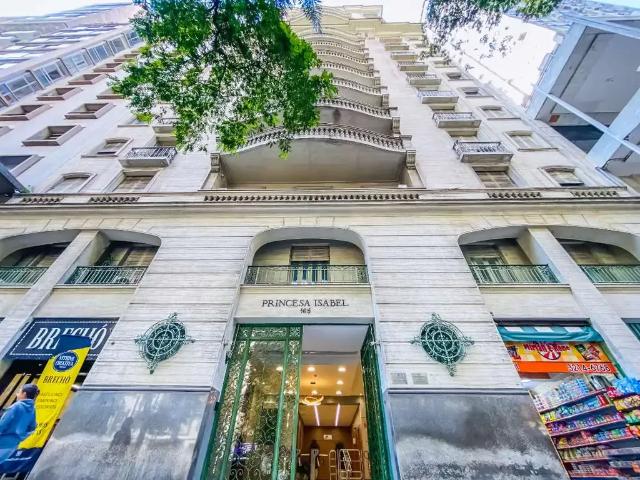 Conj. Comercial / Sala para Locação em São Paulo/SP República