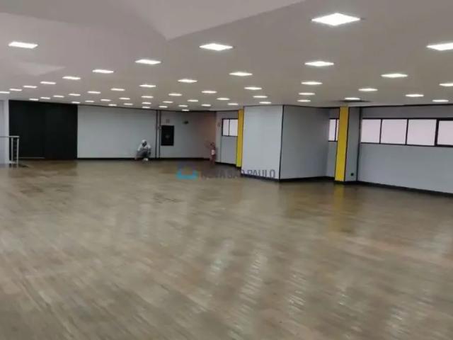 Conj. Comercial / Sala para Locação em São Paulo/SP República
