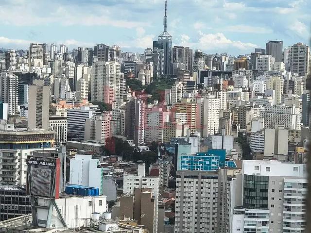 Conj. Comercial / Sala para Locação em São Paulo/SP República