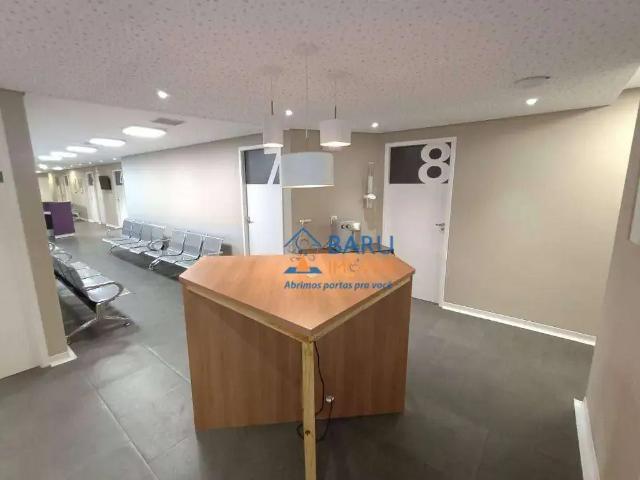 Conj. Comercial / Sala para Locação em São Paulo/SP República