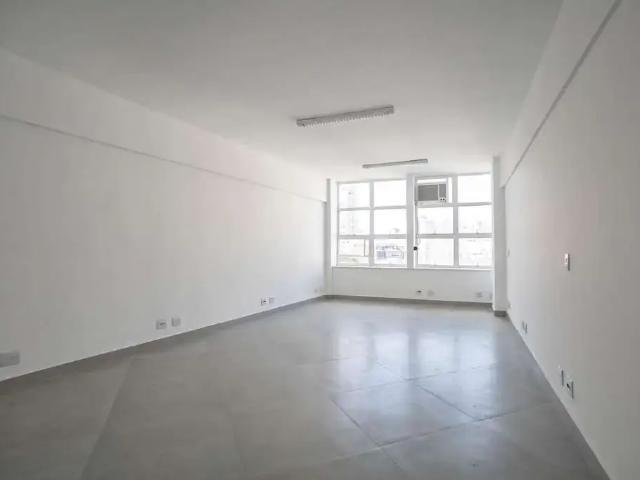Conj. Comercial / Sala para Locação em São Paulo/SP República