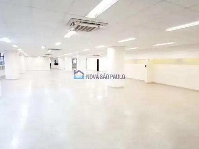 Conj. Comercial / Sala para Locação em São Paulo/SP República