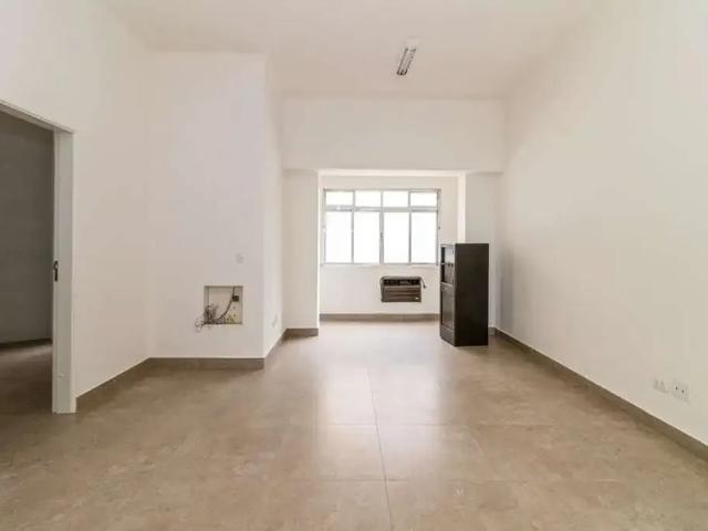 Conj. Comercial / Sala para Locação em São Paulo/SP República