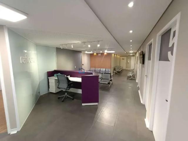 Conj. Comercial / Sala para Locação em São Paulo/SP República