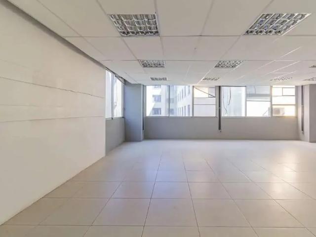 Conj. Comercial / Sala para Locação em São Paulo/SP República
