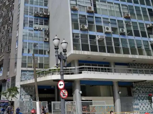 Conj. Comercial / Sala para Locação em São Paulo/SP República