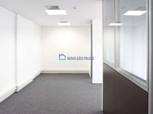 Conj. Comercial / Sala para Locação em São Paulo/SP Santa Cecília